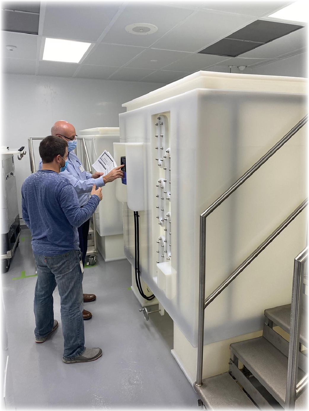 2D & 3D Bag Carts & Totes - BioProcess Equipment | Acuity